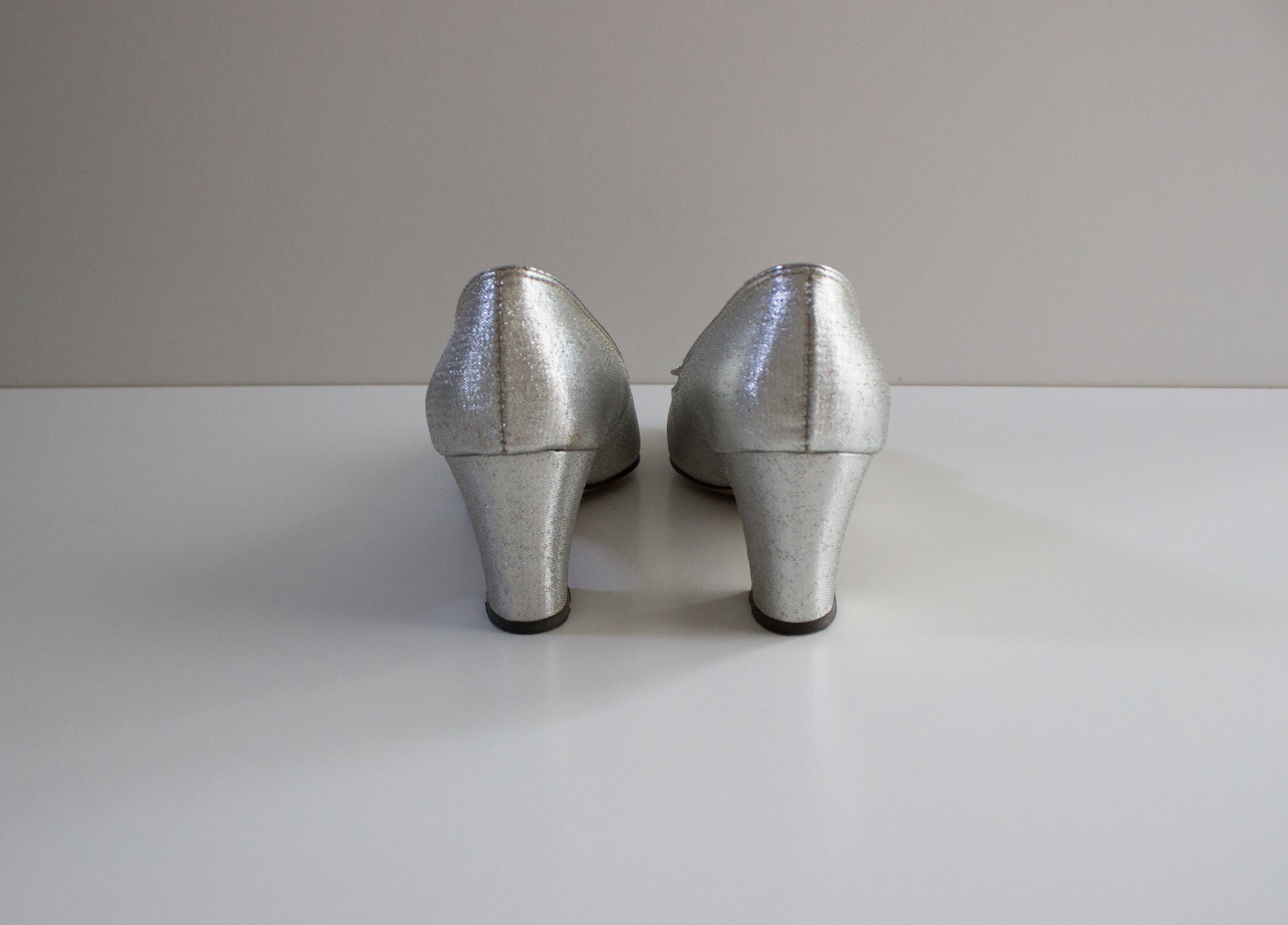 Vintage 1960s Silver Pumps - Etsy