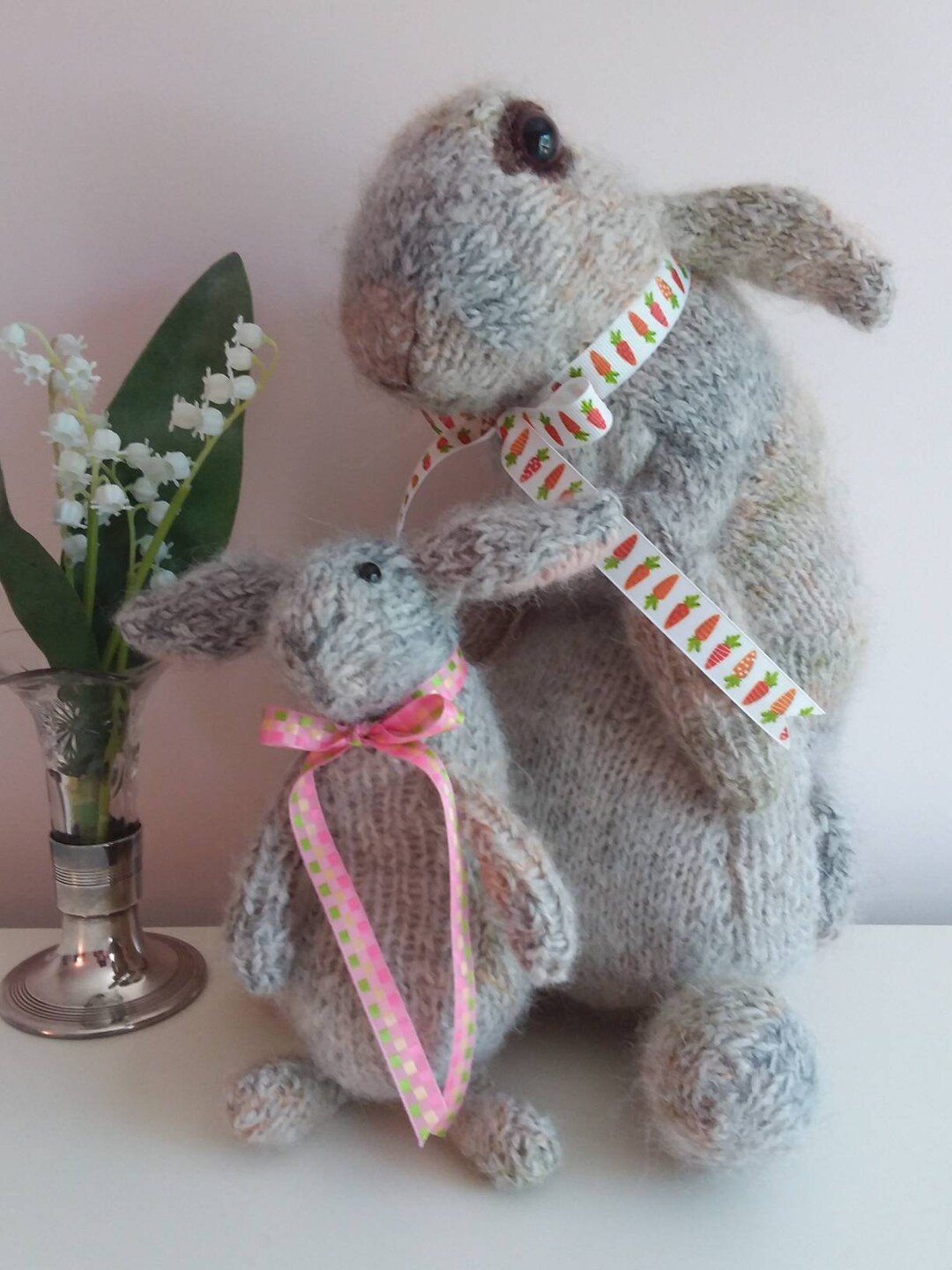 Hand Knitted Snowshoe Hare and Baby Hare Dot Pebbles Pattern - Etsy
