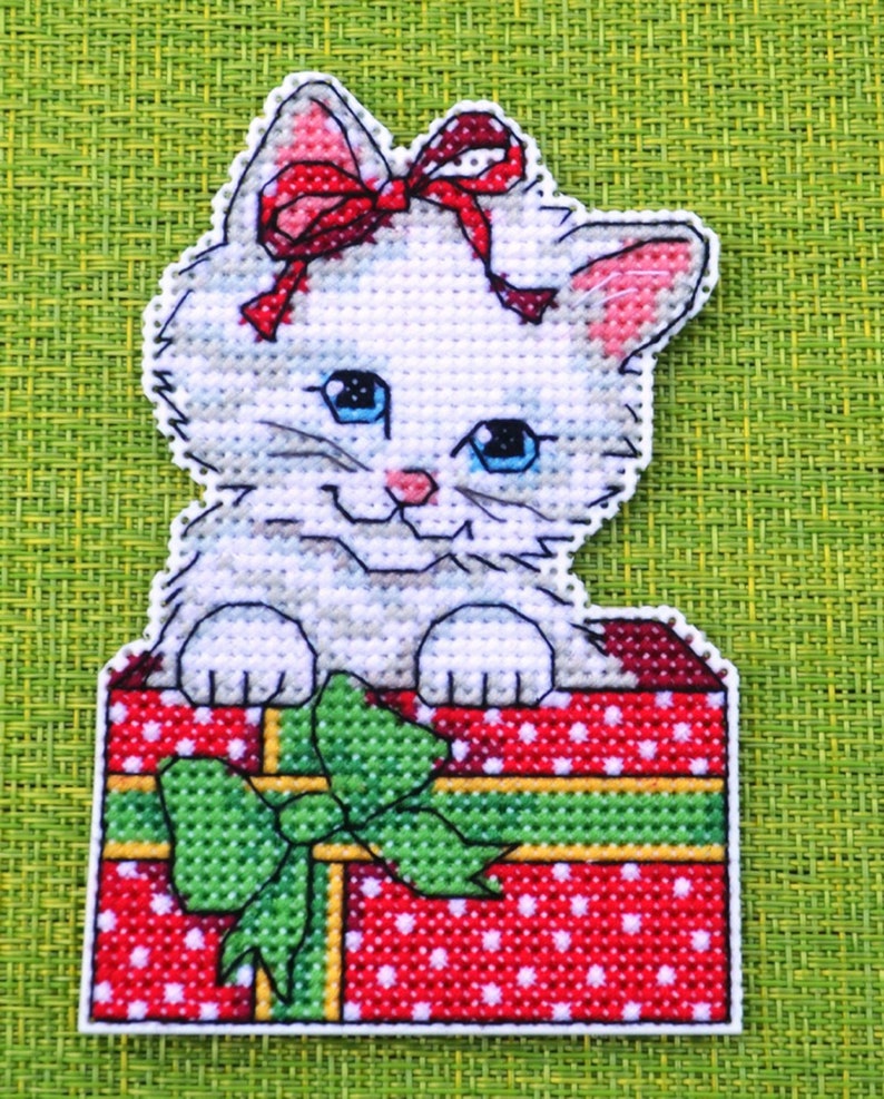 Cat Cross Stitch Pattern Christmas Cat for Small Cross Stitch - Etsy