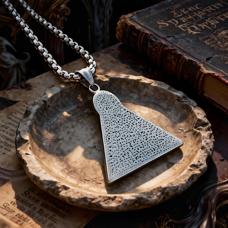 Retro Harley-davidson Biker Triangle Pyramid Pendant Necklace / Unisex ...