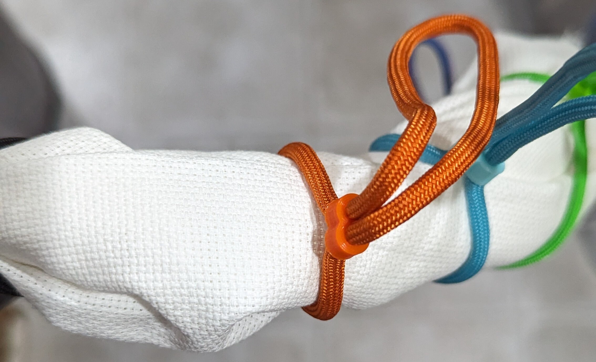 Magnetic Fabric Holders - Etsy