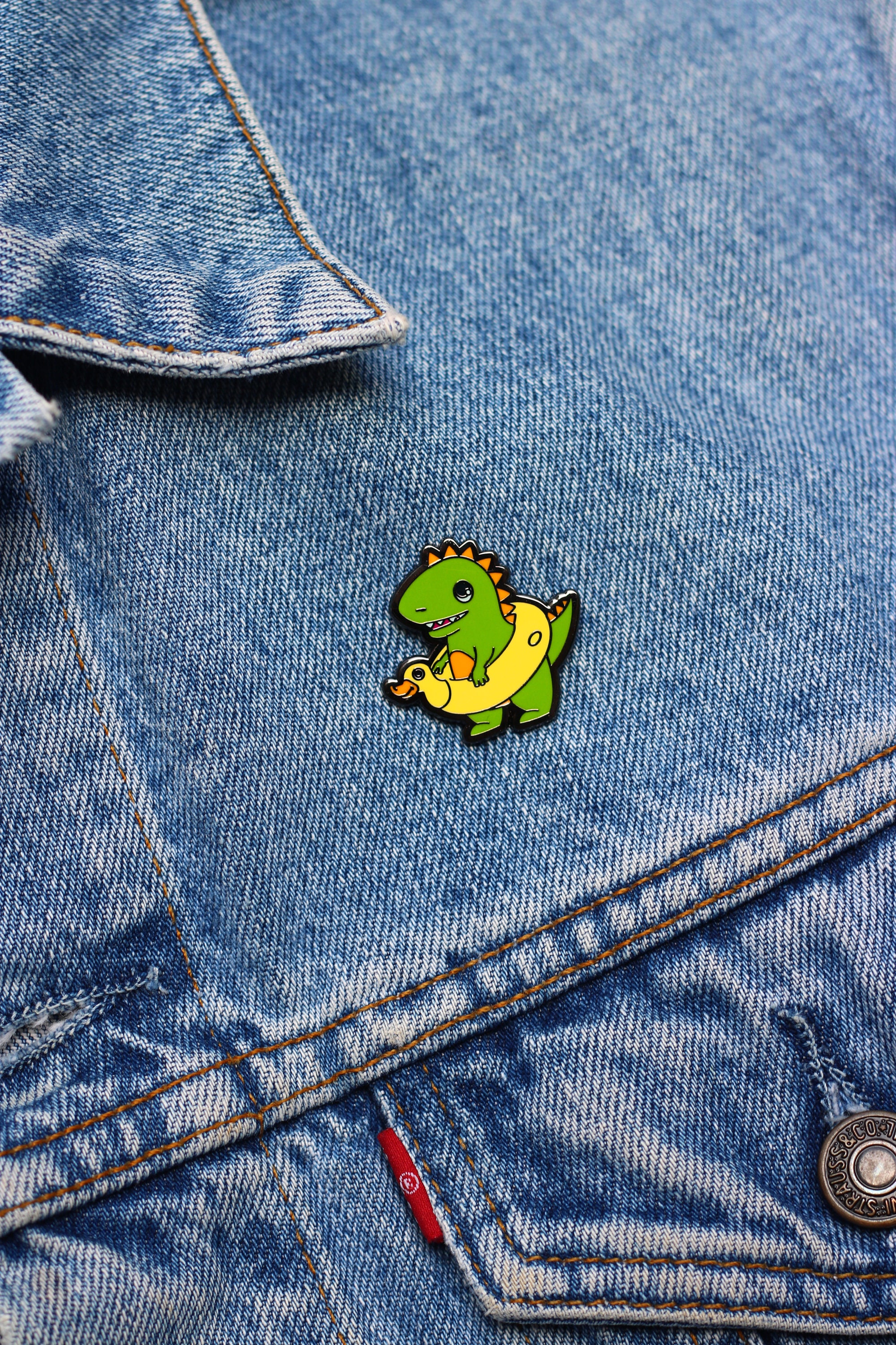 Сute T-rex Enamel Pin for All Dinosaur Lovers or for You Hard Enamel ...
