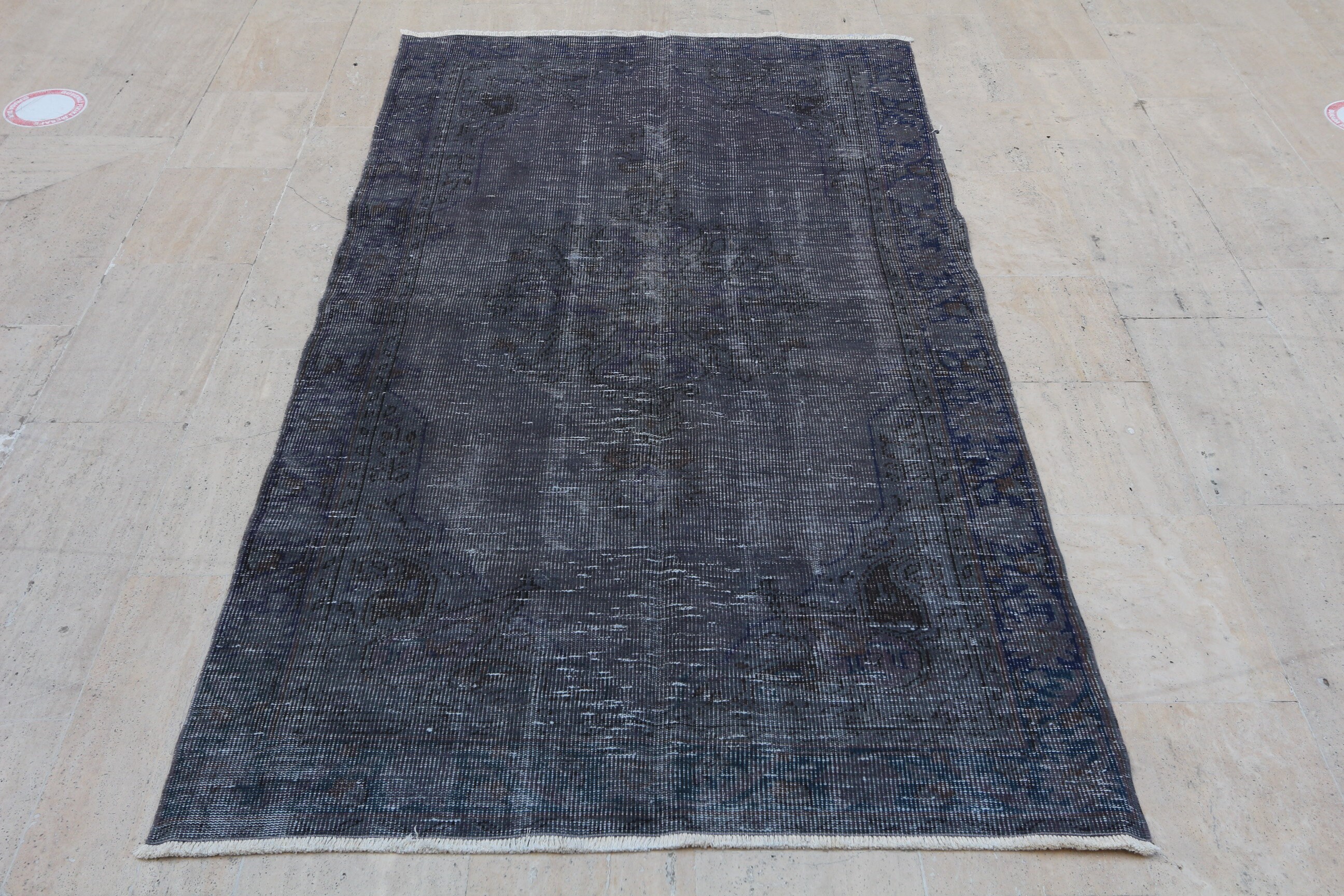 Luxury Gray Living Room Vintage Rug Gothic Rustic Oriental - Etsy UK
