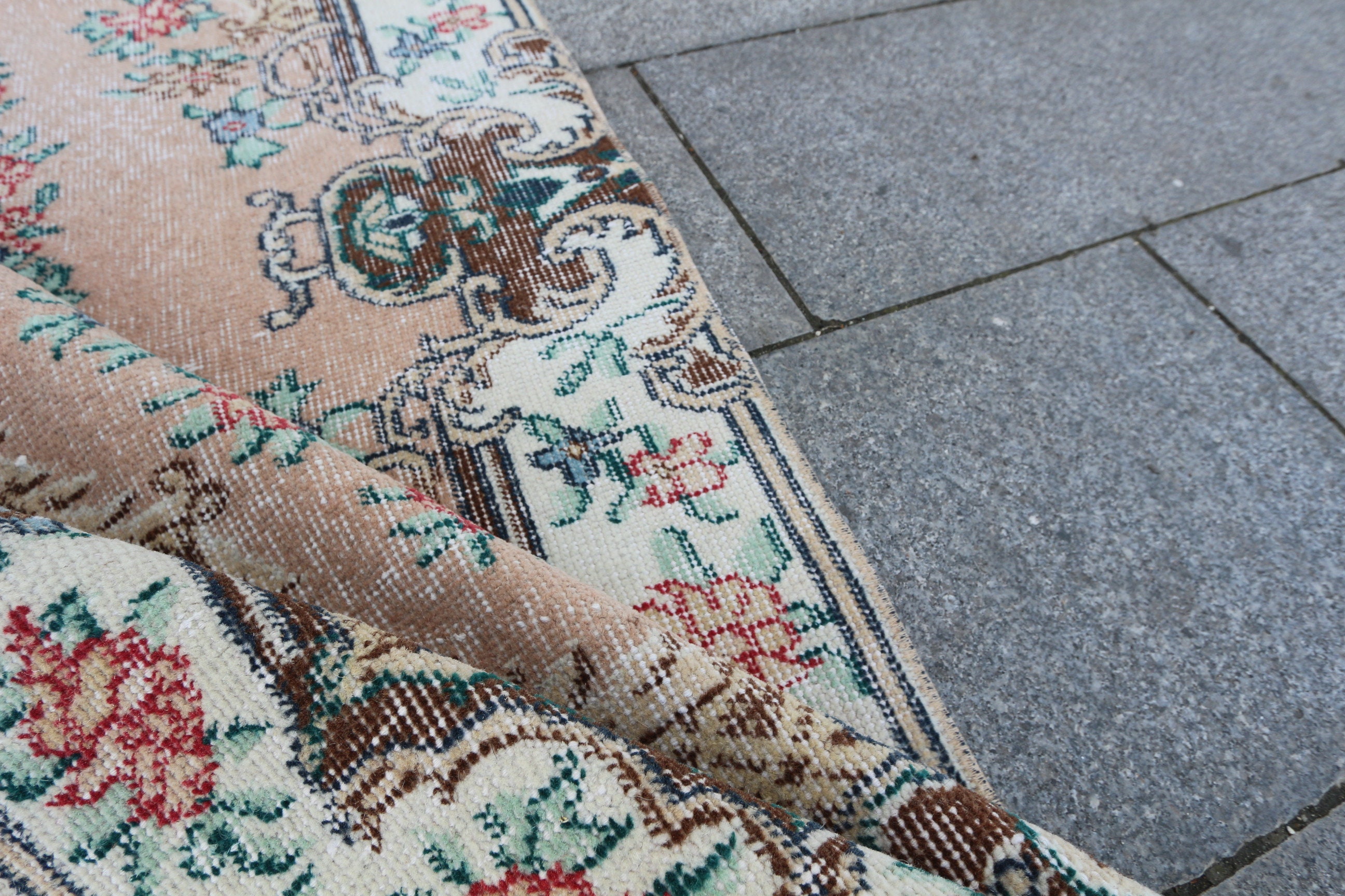 Golden Rose Beige Victorian Floral Design Handmade Rug Vintage - Etsy