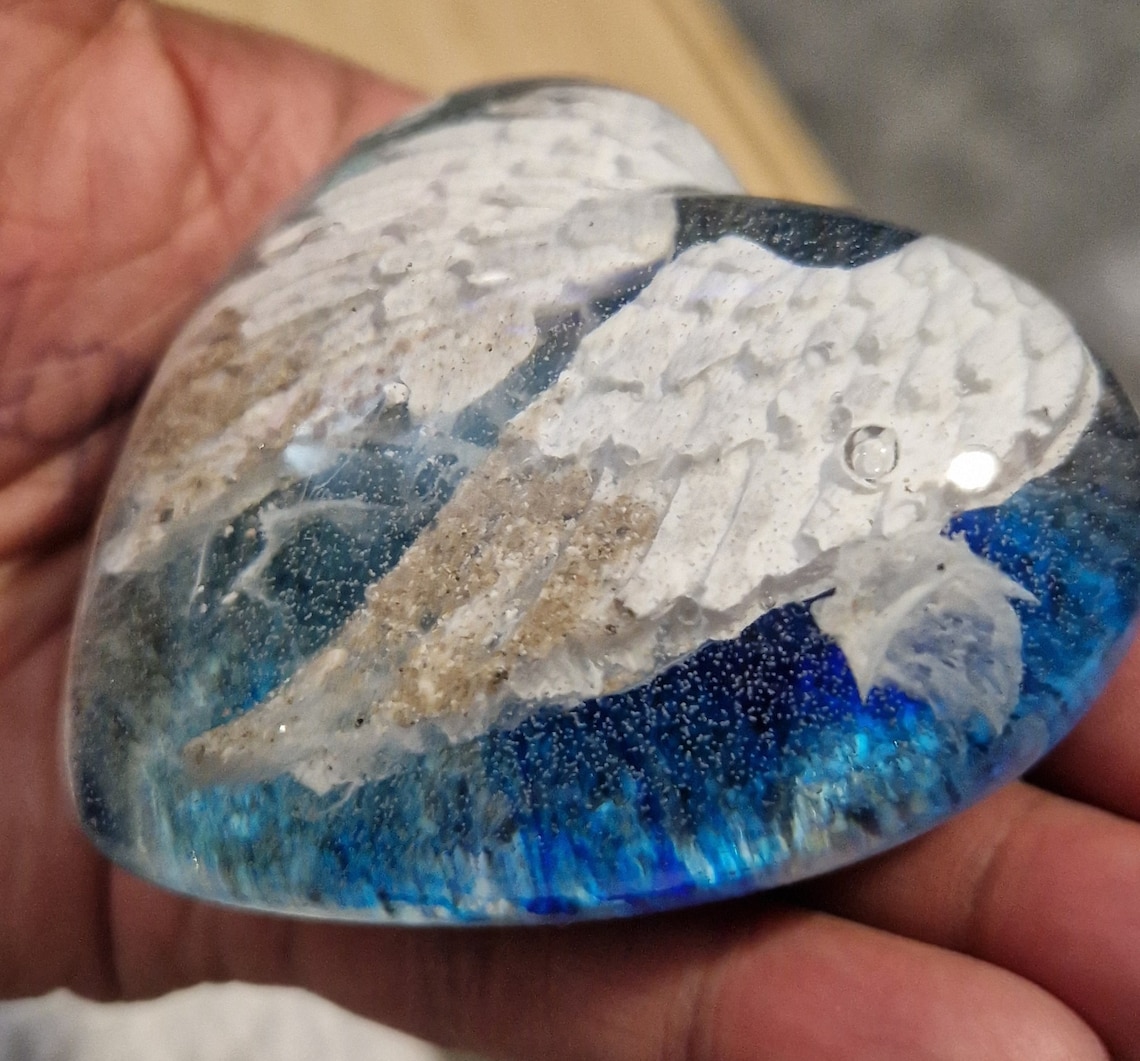 Comemorative Keepsakes Inlaid With Ashes or Hair. Handmade Memorials ...