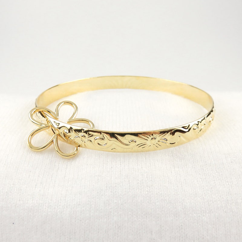 Flower Bangle - Etsy