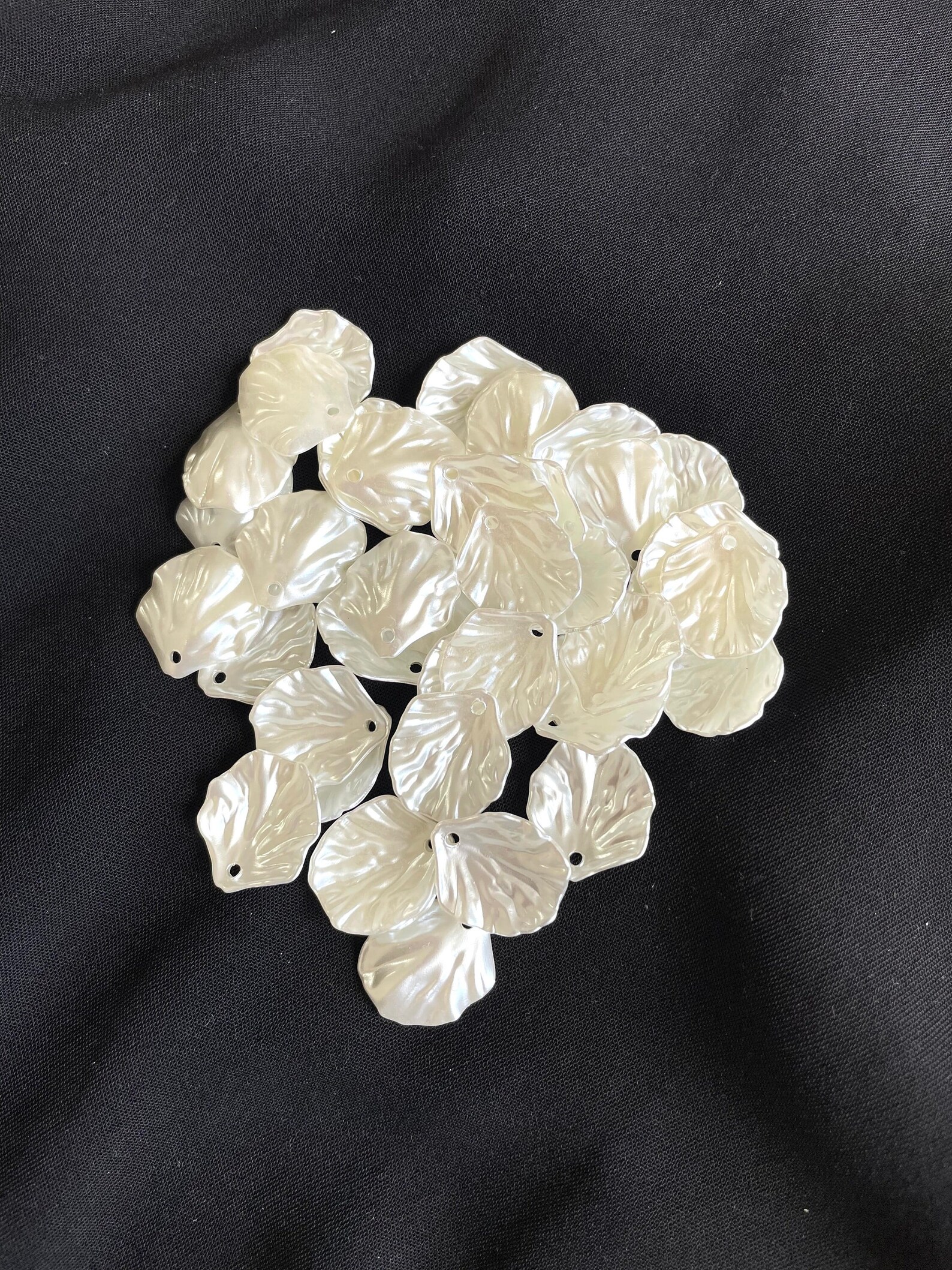 White Mother of Pearl Capiz Shell, 20 Pieces, Flat Leaf Mock Mother of ...