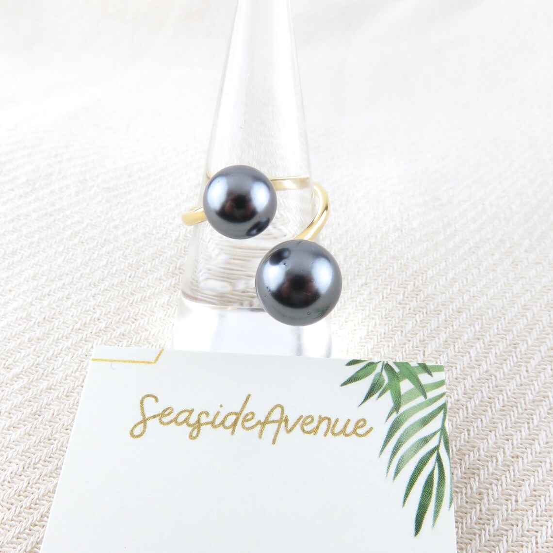 Asymmetrical Hamilton Gold Ring, Double Pearl / Double Tahitian Black ...