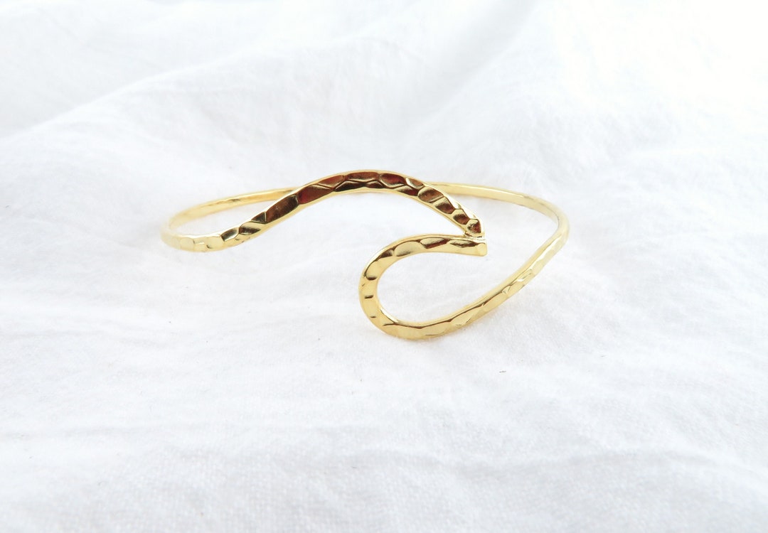 Gold Wave Bangle / Minimalist Island Style Jewelry, Seasideave - Etsy