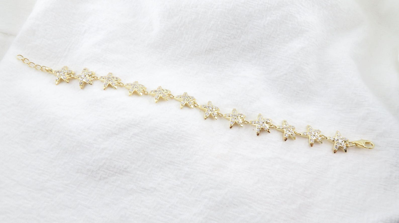 Starfish Bracelet / 18k Gold Overlay, 925 Sterling Silver Starfish With ...