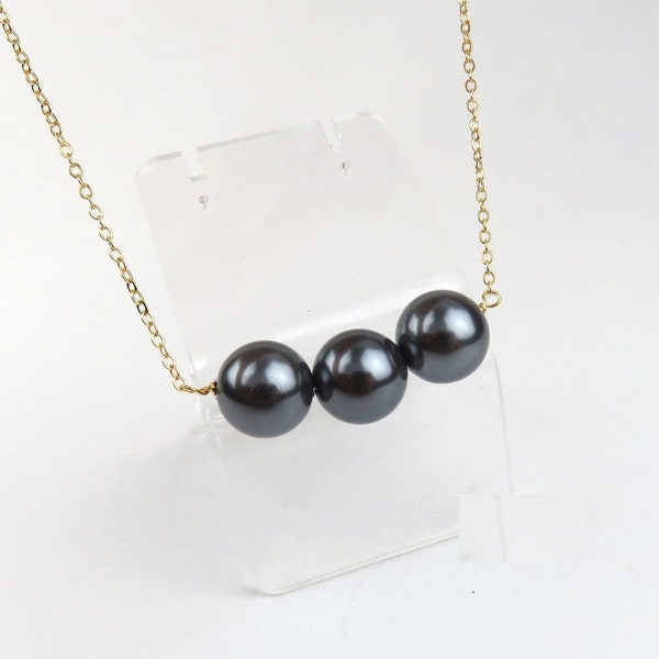 Three Pearl Necklace - Etsy