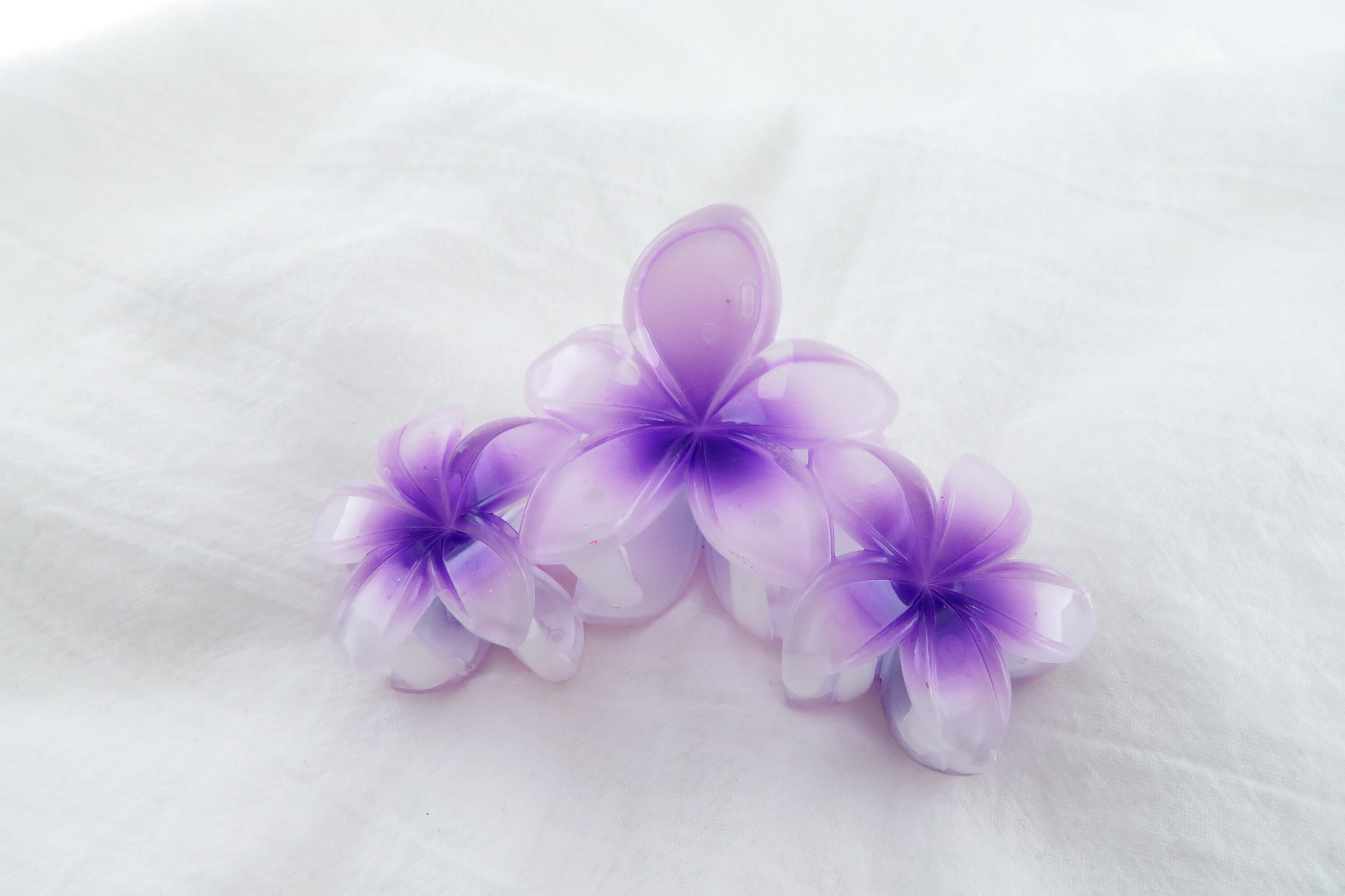 Purple Flower Hair Claw, Plumeria Flower Claw Clip / Plumeria Flower ...