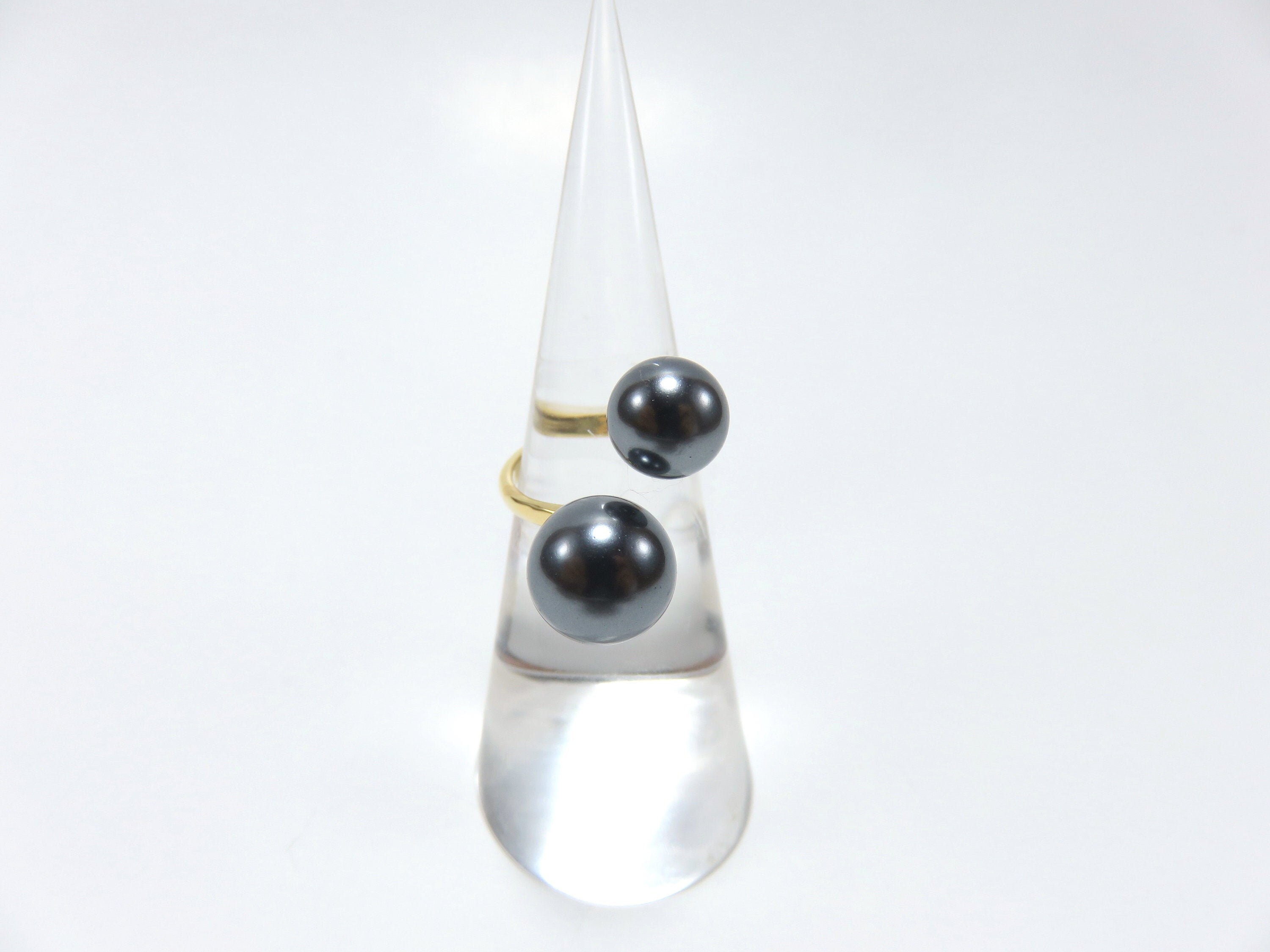 Asymmetrical Hamilton Gold Ring, Double Pearl / Double Tahitian Black ...