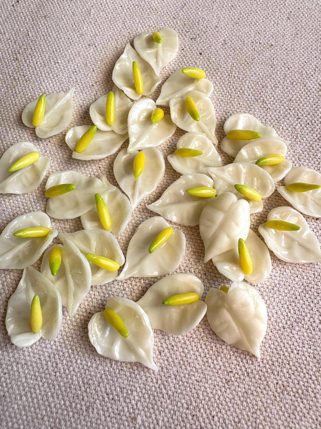 Mini Anthurium Clay Flowers, Mini White/green Anthurium With Green ...