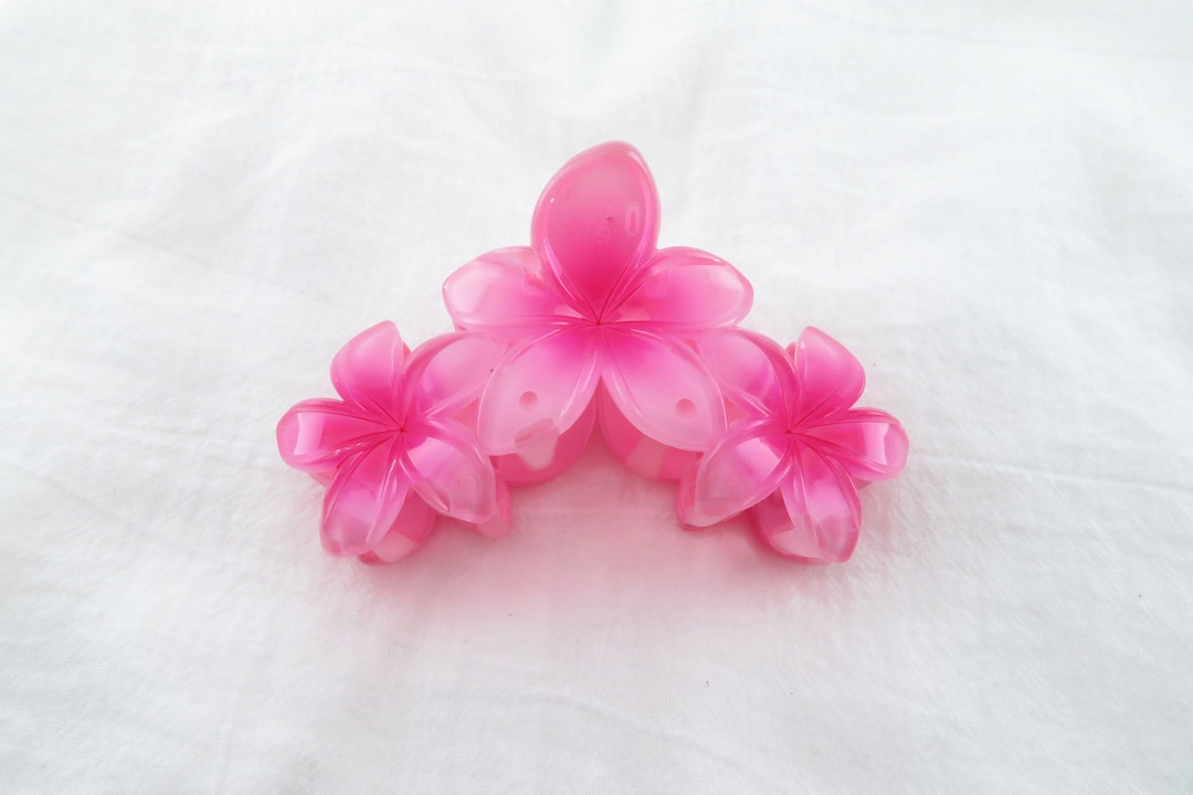 Pink Flower Hair Claw, Plumeria Flower Claw Clip / Plumeria Flower Hair ...