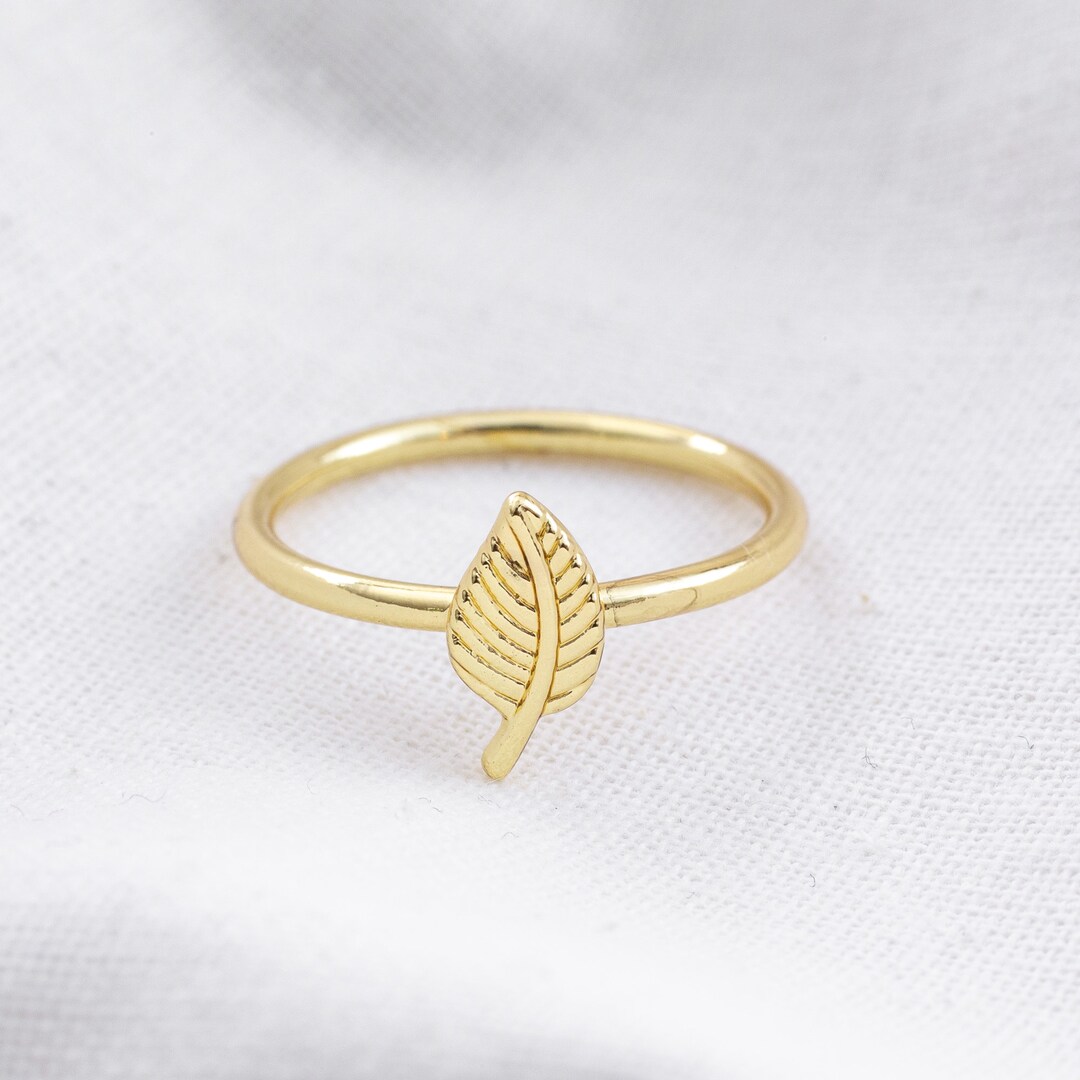 Mini Gold Leaf Ring / Plant Lover, Minimal Ring, Plant Mom, Size 7 ...