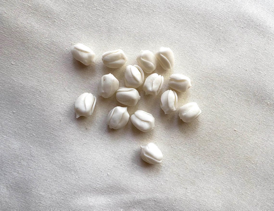 Pikake Bud Clay Beads in Bulb Form, No Stem, White Pikake, Bags of 25 ...