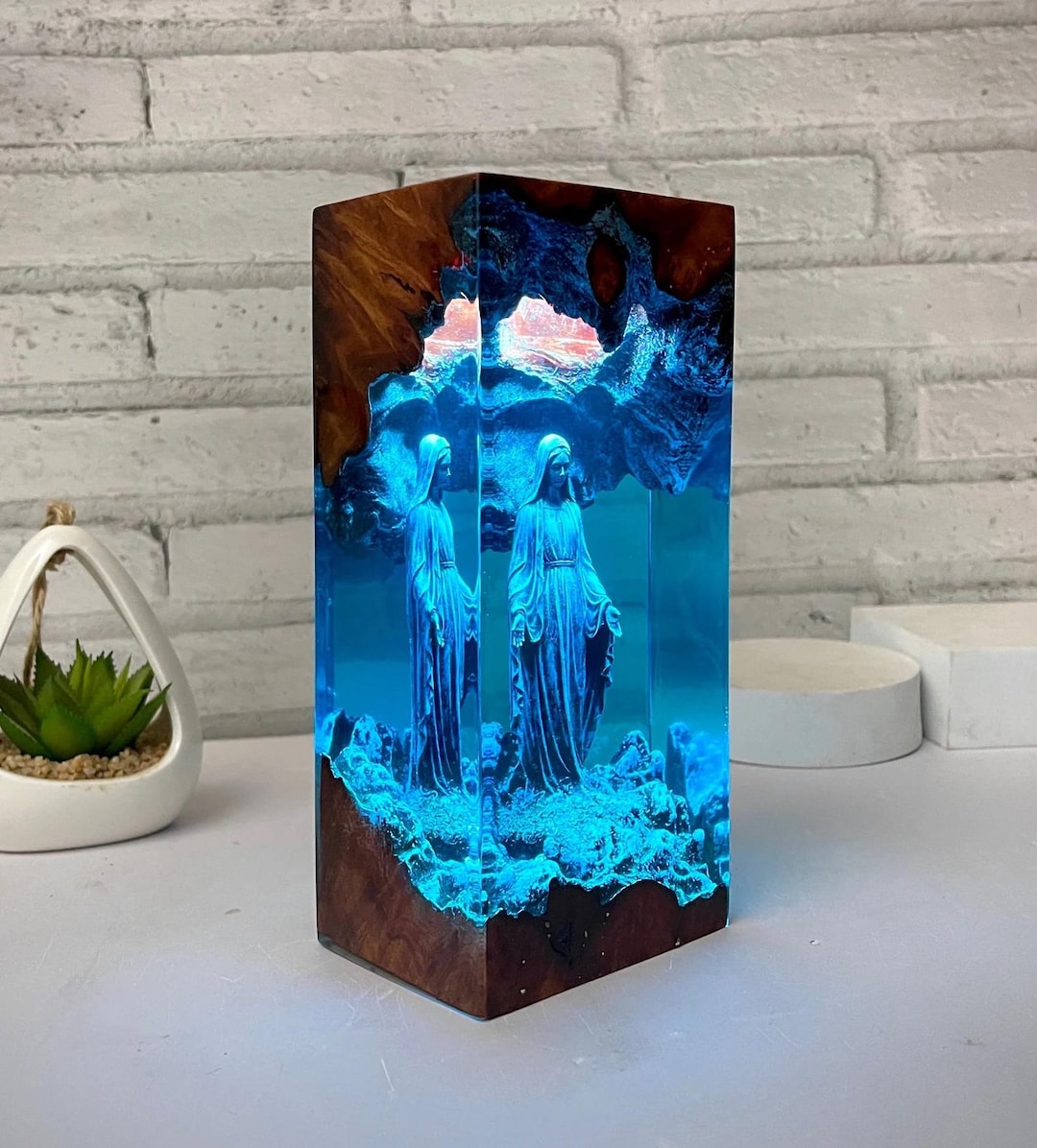 Blessed Mother Resin Wood Lamp,virgin Mary, Christian Art,christian ...