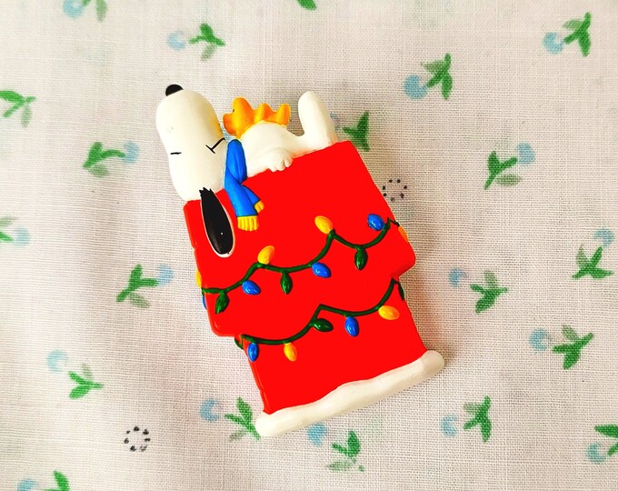 Vintage Snoopy Pin Badge Brooch Christmas Woodstock Schultz Peanuts ...