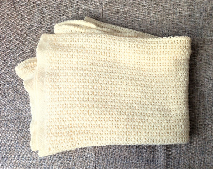 Vintage Mccallum & Craigie Lan-air-cel Pure Wool Baby Blanket Cream Cellular 29 X 41" (74 X ...
