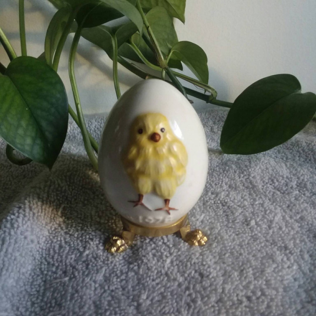 Vintage Goebel Porcelain Egg 1978 1st Edition Brass Pedestal Goebel W ...