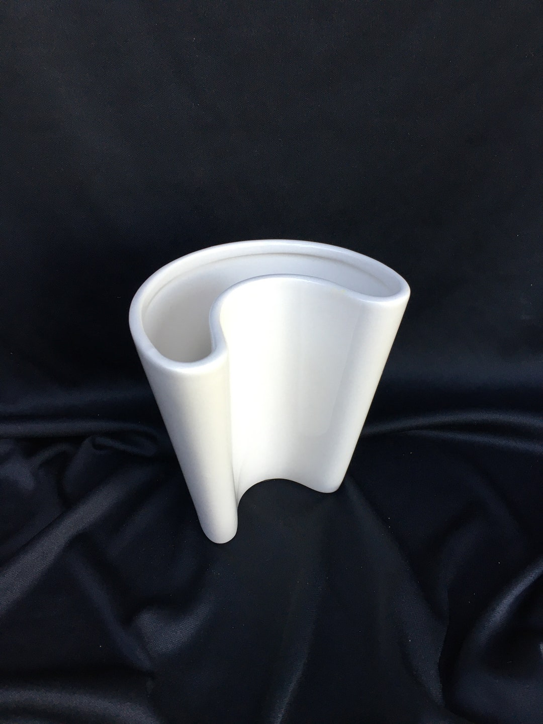 Glossy White Ceramic Curved Vase Perfect for Small Arrangements - Etsy
