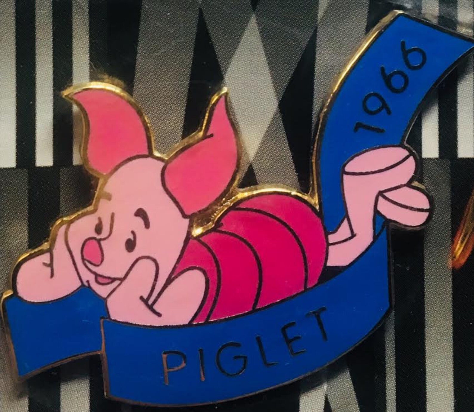 Vintage Piglet Millennium Pin - Etsy Hong Kong
