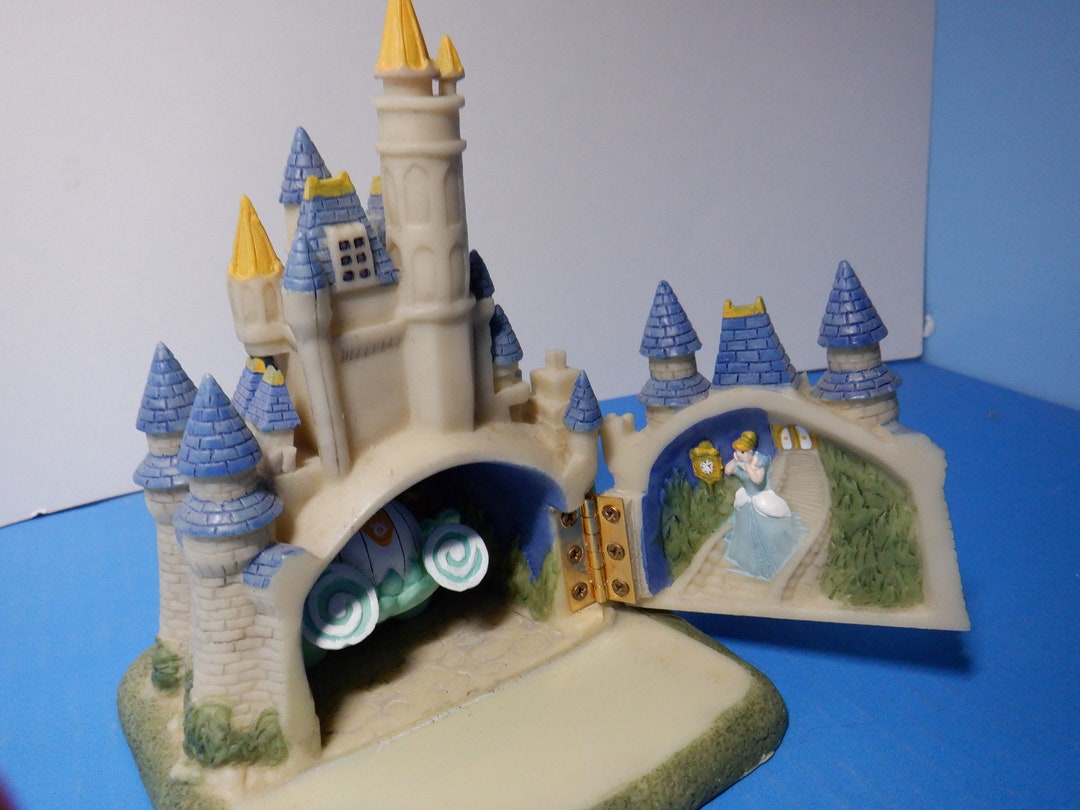 Vintage Cinderella’s Castle Disney - Etsy