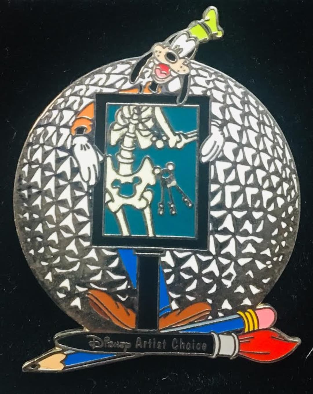 Limited Edition Goofy Artist Choice Pin - Etsy