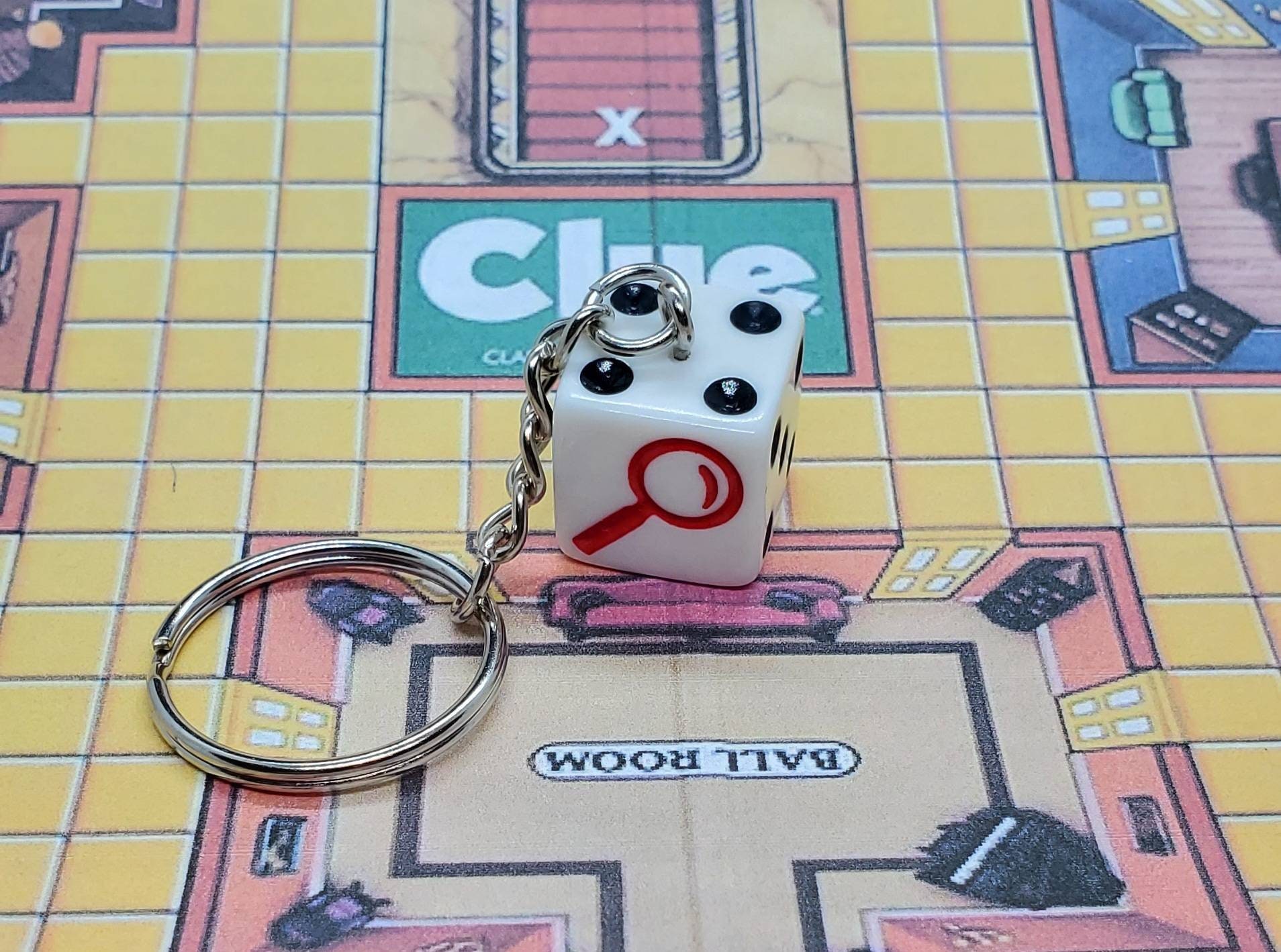 Clue Magnifying Glass Dice at Christopher Ardoin blog