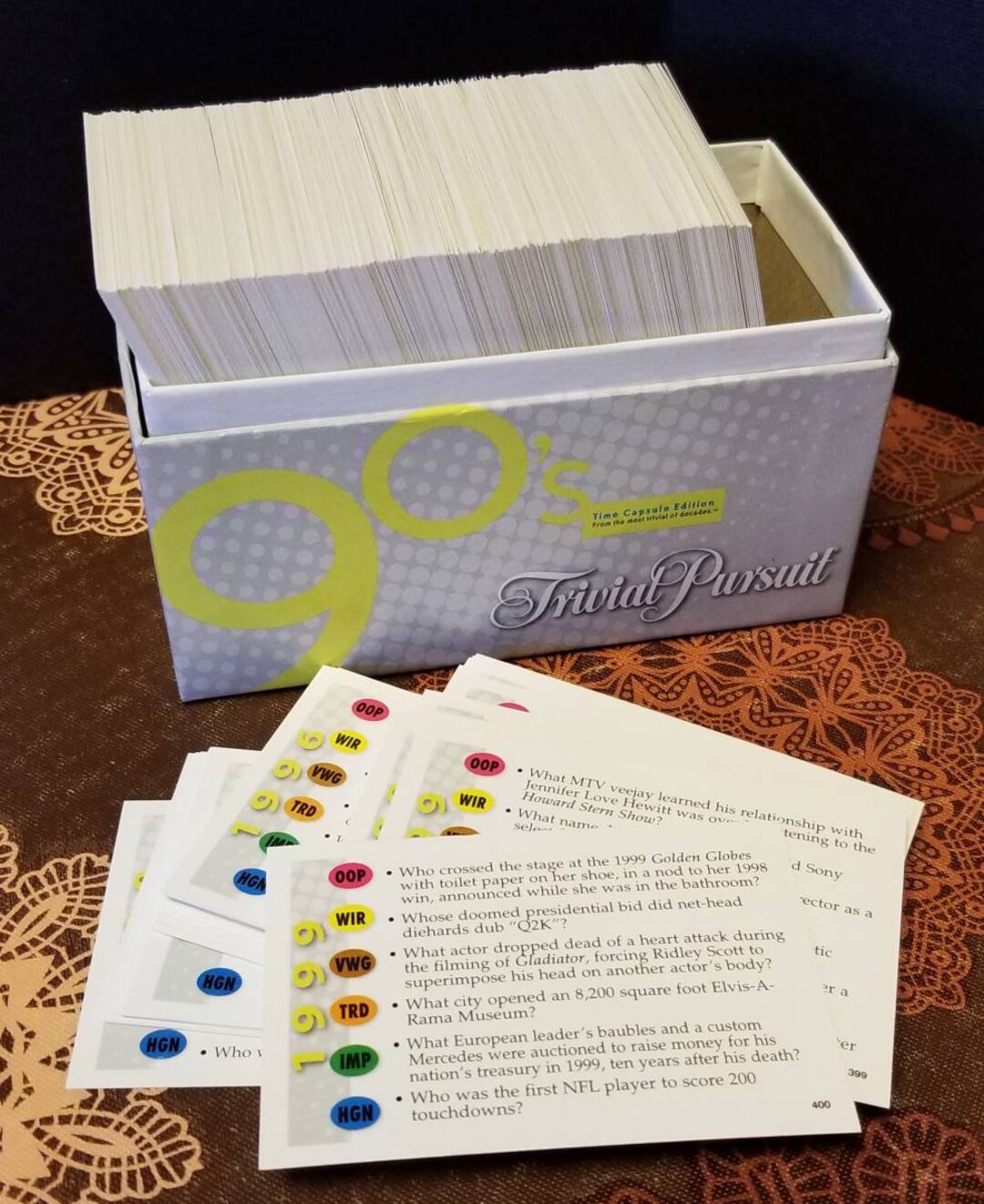 Trivial Pursuit 90s Time Capsule Edition CARDS ONLY 400 Cards - Etsy