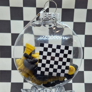 Upcycled Chess Set Game Jumbo Shatterproof DISC Ornament - Etsy