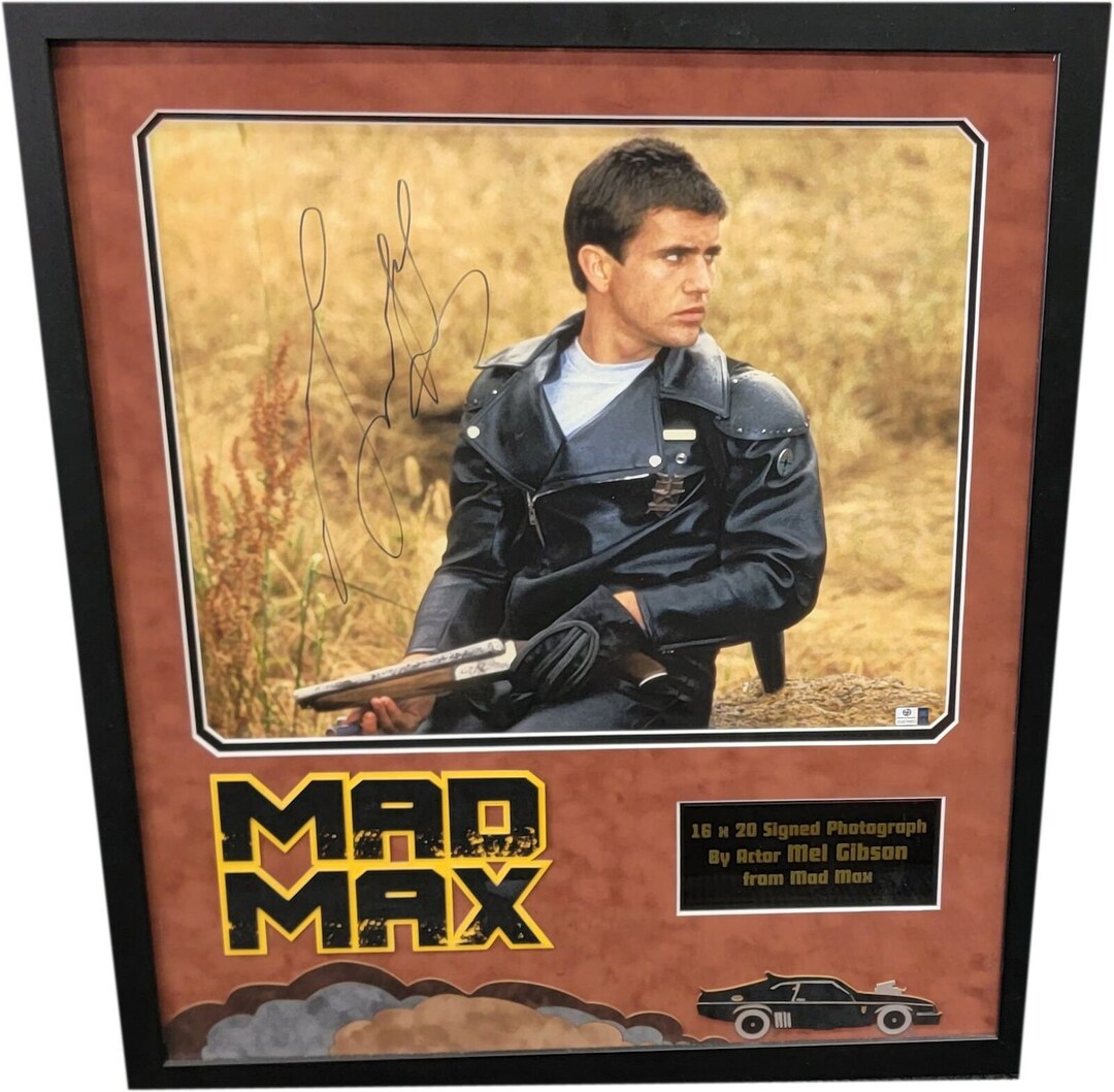 Mel Gibson Autographed Signed Framed 16x20 Mad Max Poster Beckett COA ...