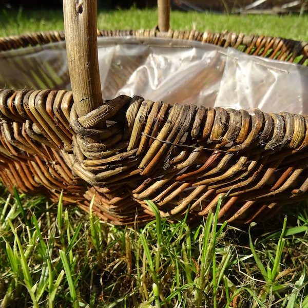 Primitive Basket - Etsy