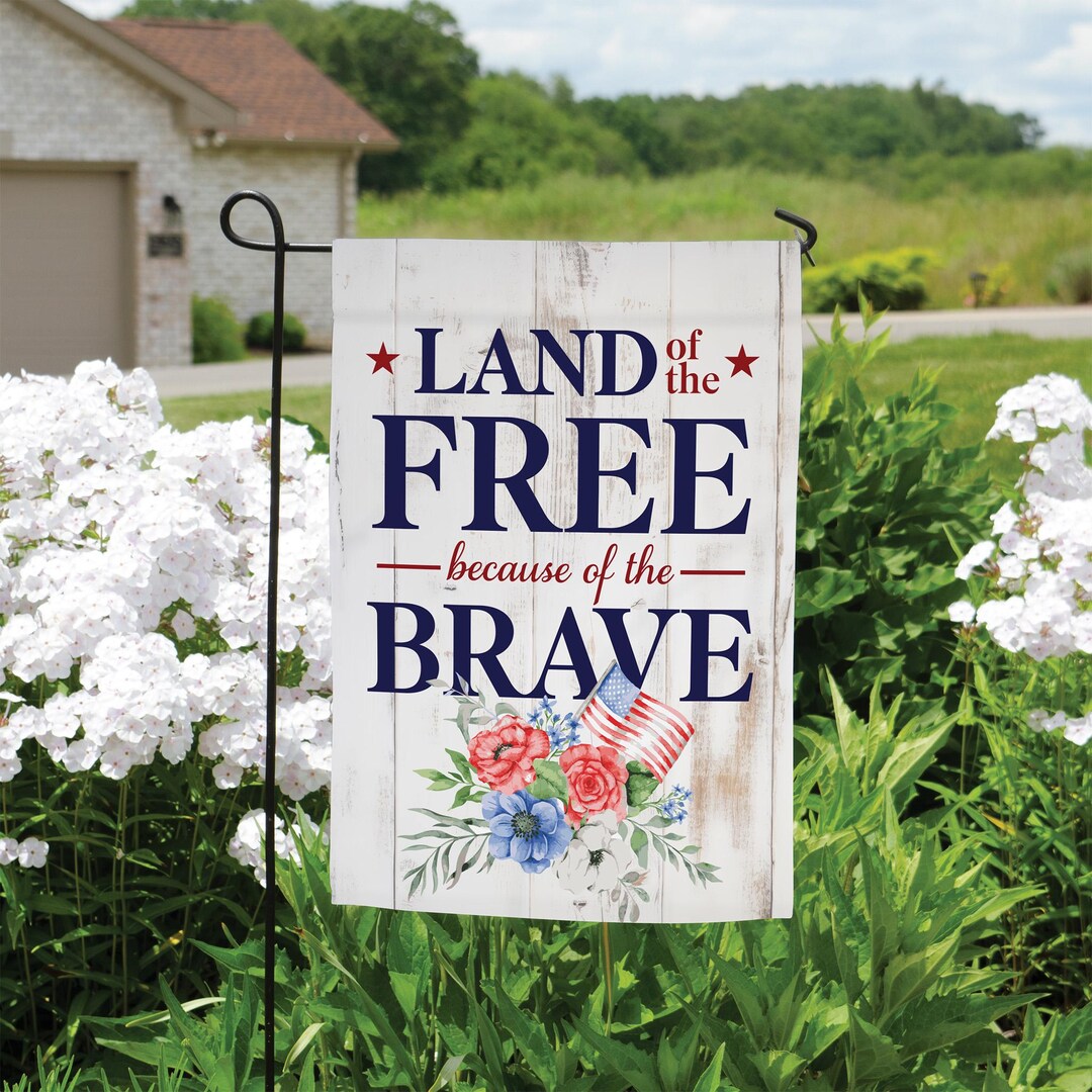 Land of the Free Garden Decor | Farmhouse Patriotic American Flag ...