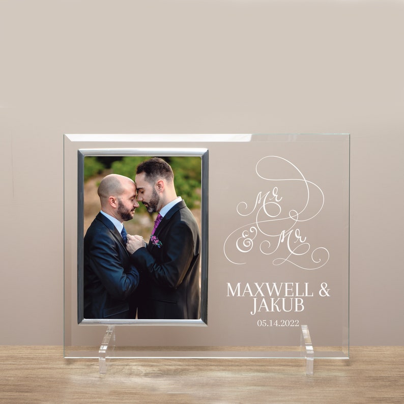 Mr & Mr Picture Frame | Personalized Gay Wedding Picture Frame Gift ...