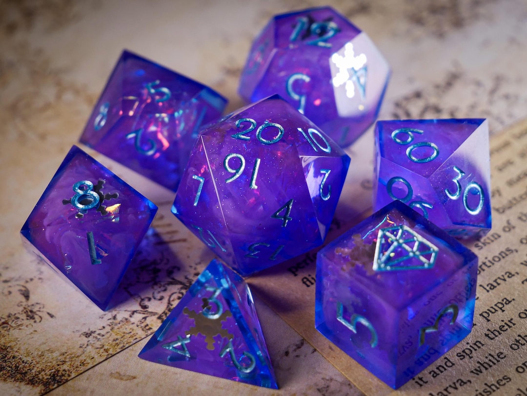 Virtual Snow | Handmade Polyhedral Dice Set for Tabletop RPG - Etsy