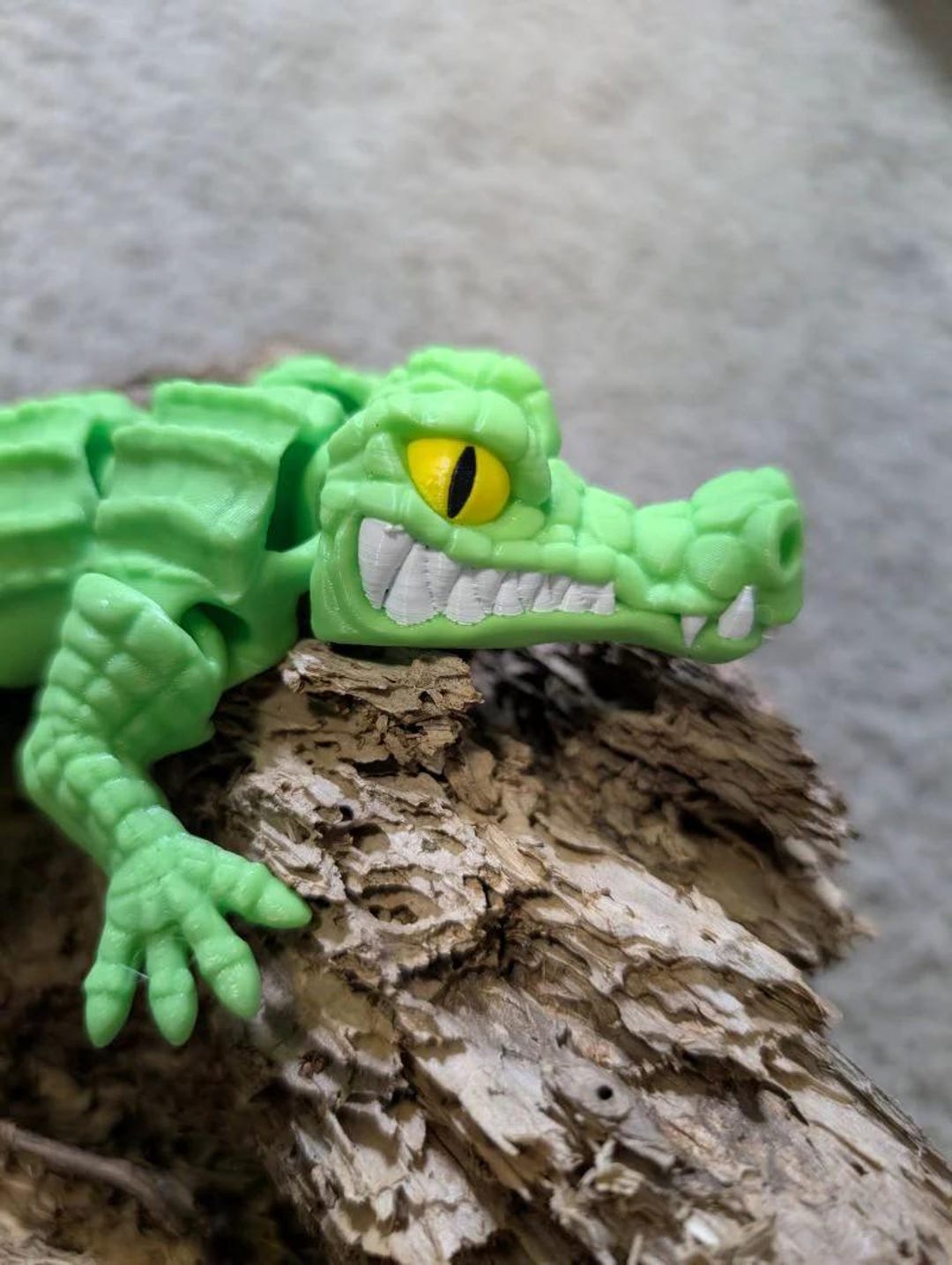 3D Printed Flexi Alligator: Poseable Fidget Toy - Etsy