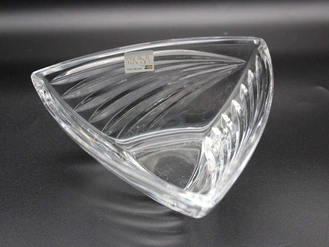 Vintage Mikasa Crystal Triangle Candy Bowl/crystal Centerpiece/crystal ...