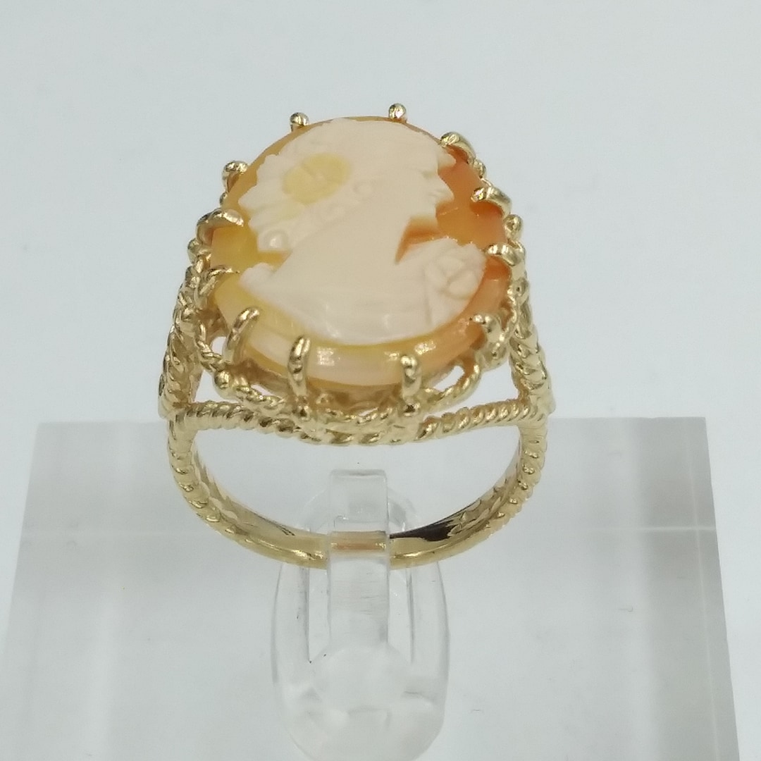 Vintage 10K Yello Gold Ladies Cameo Ring Size 7 Italy Fast & Free ...