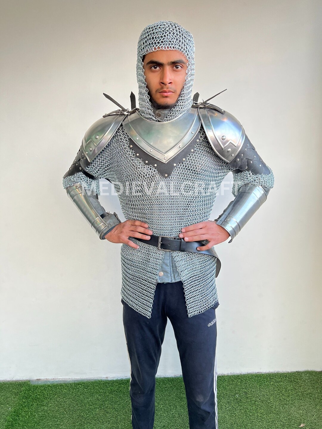 Medieval Knight Pouldron Gorget Armor, Bracers Armor, Chainmail Armor ...