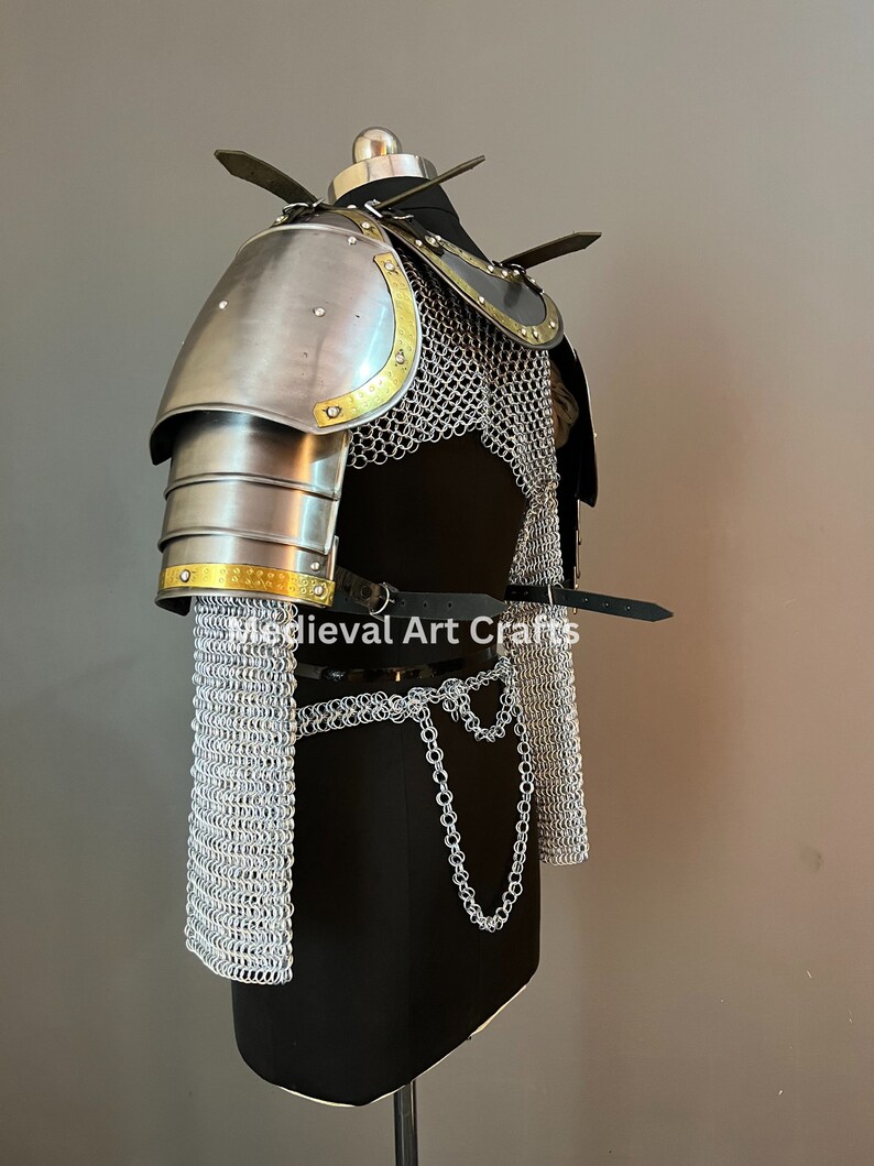Medieval Hussar Gorget Pouldron Armor, Chainmail Armor, Larp Armor ...