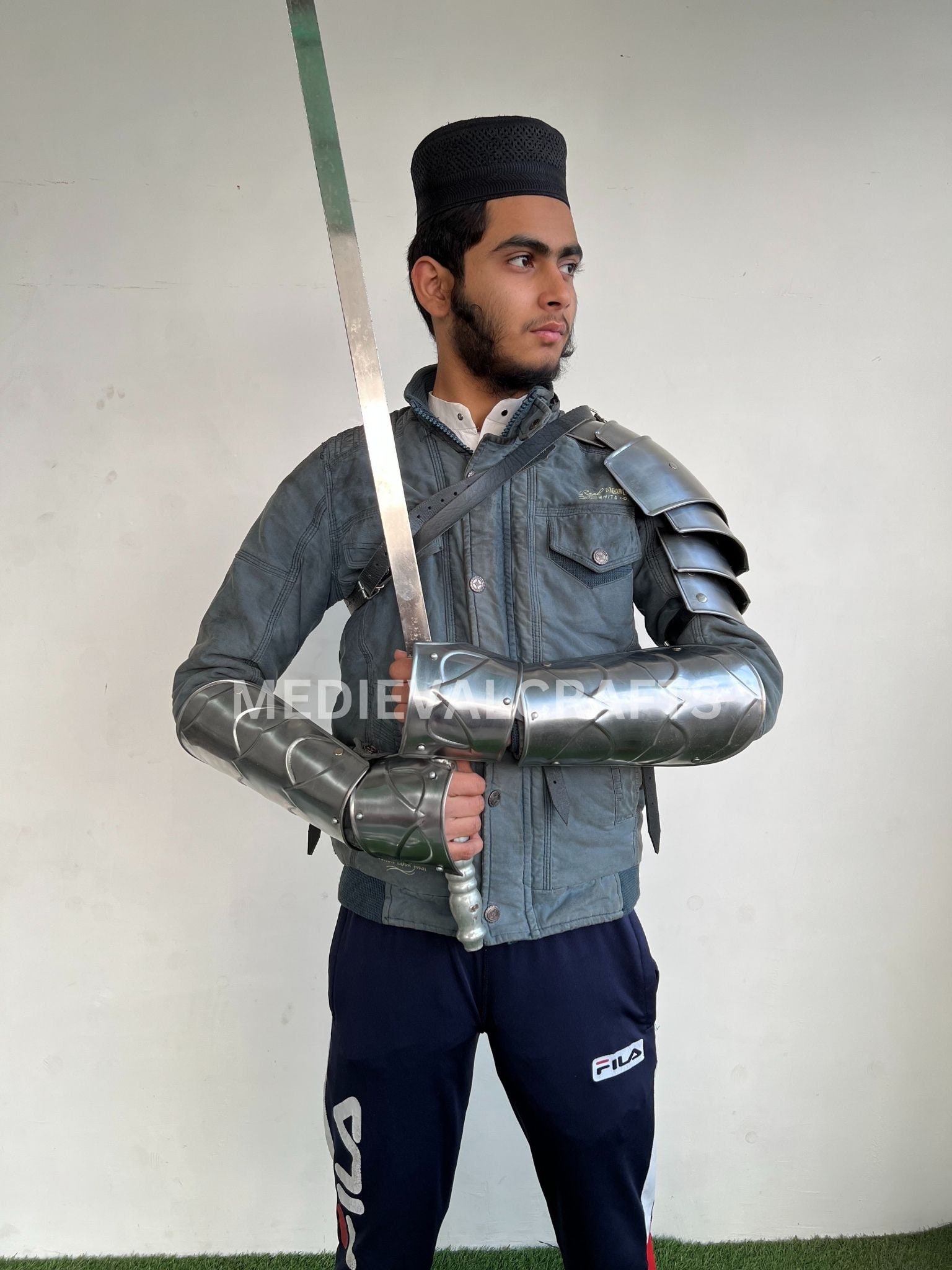 Medieval Knight Shoulder Armor, Bracers Armor, Larp Armor,fantasy Armor ...