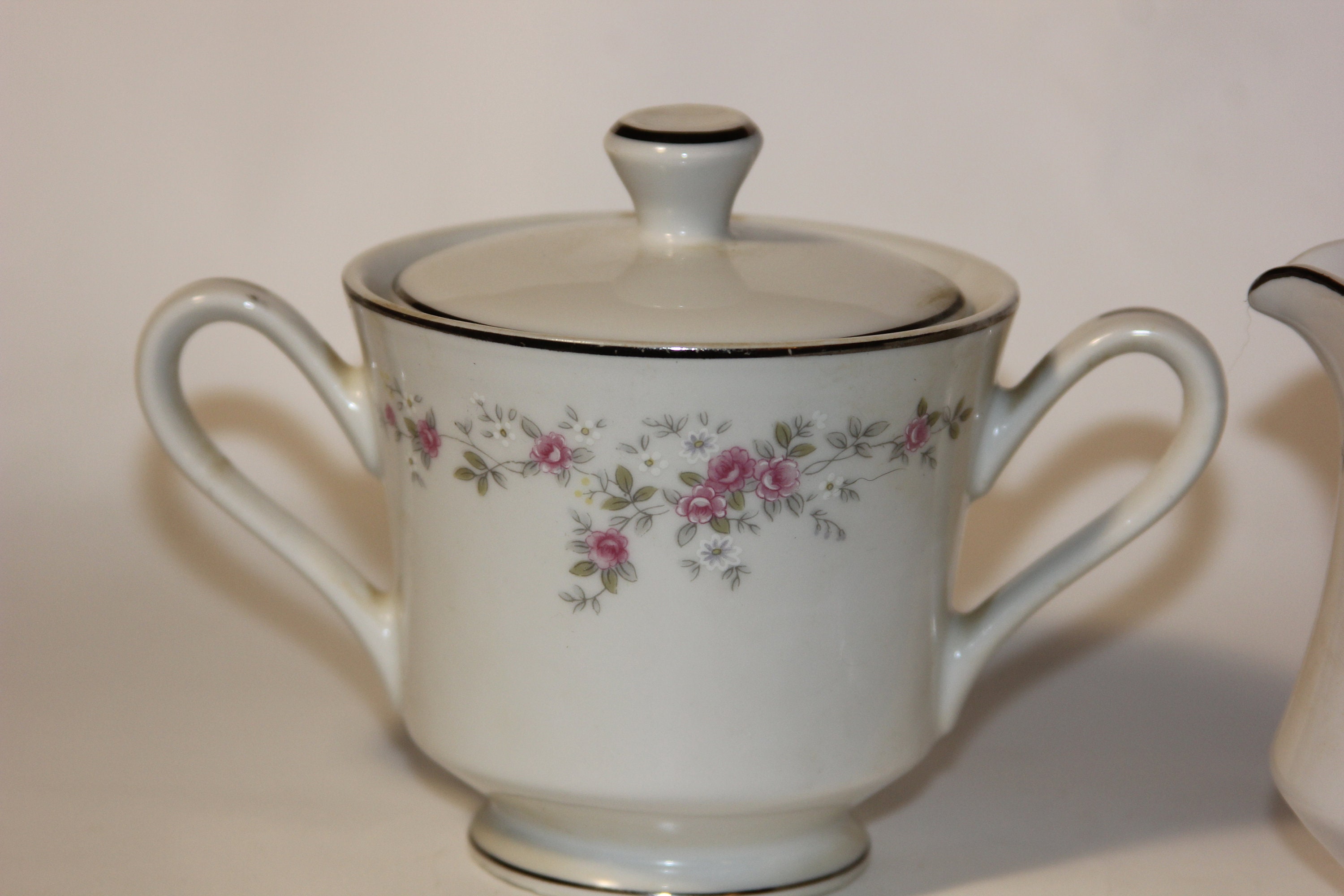 Wellin Fine China 5747 Julie Creamer & Sugar Set - Pink Floral Creamer ...