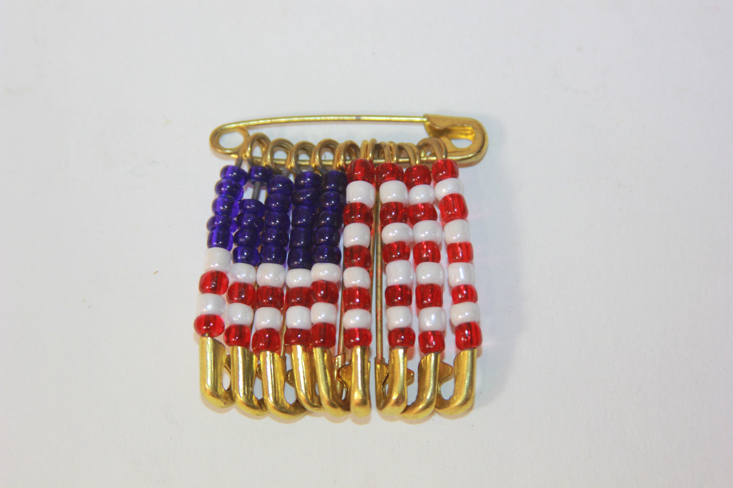 Womens Vtg Brooch American Flag Safety Pins Beads Beaded Novelty Red White Blue Patriotic Safety Pin Jewelry Love Knick Knack Gift Etsy Canada
