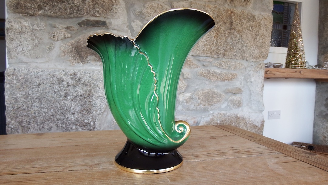 Vintage Carlton Ware Vert Royale Cornucopia Vase C1940 Emerald Green ...