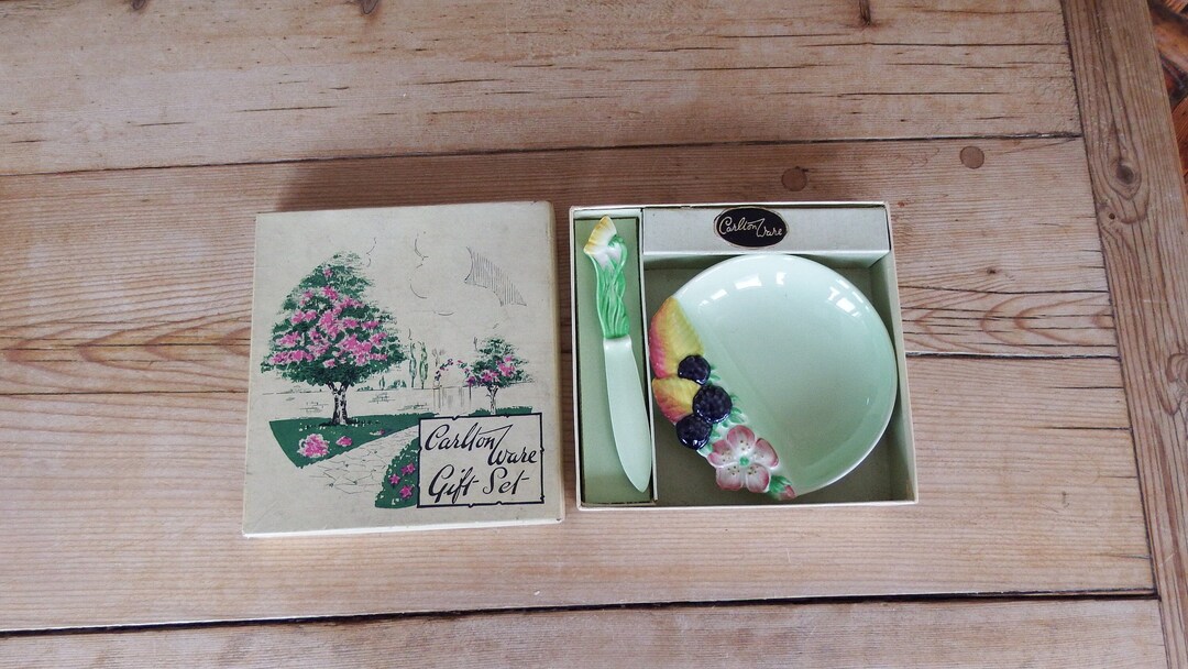 Carlton Ware Gift Set in Box Australian Design Handpainted Blackberry ...