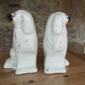 Pair of Antique Victorian Staffordshire Spaniel Wally Mantle Dogs ...