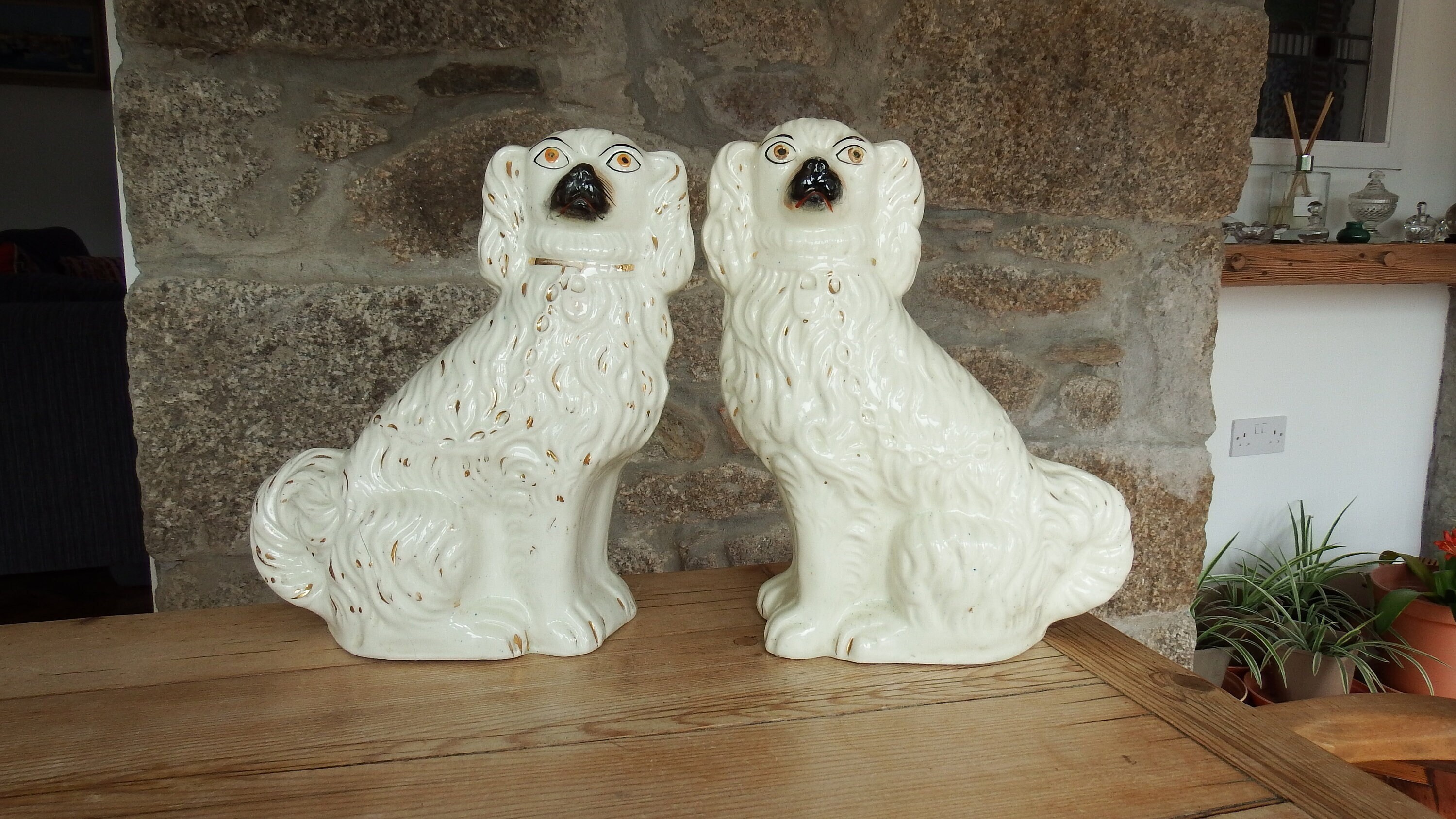 Pair of Antique Victorian Staffordshire Spaniel Wally Mantle Dogs ...