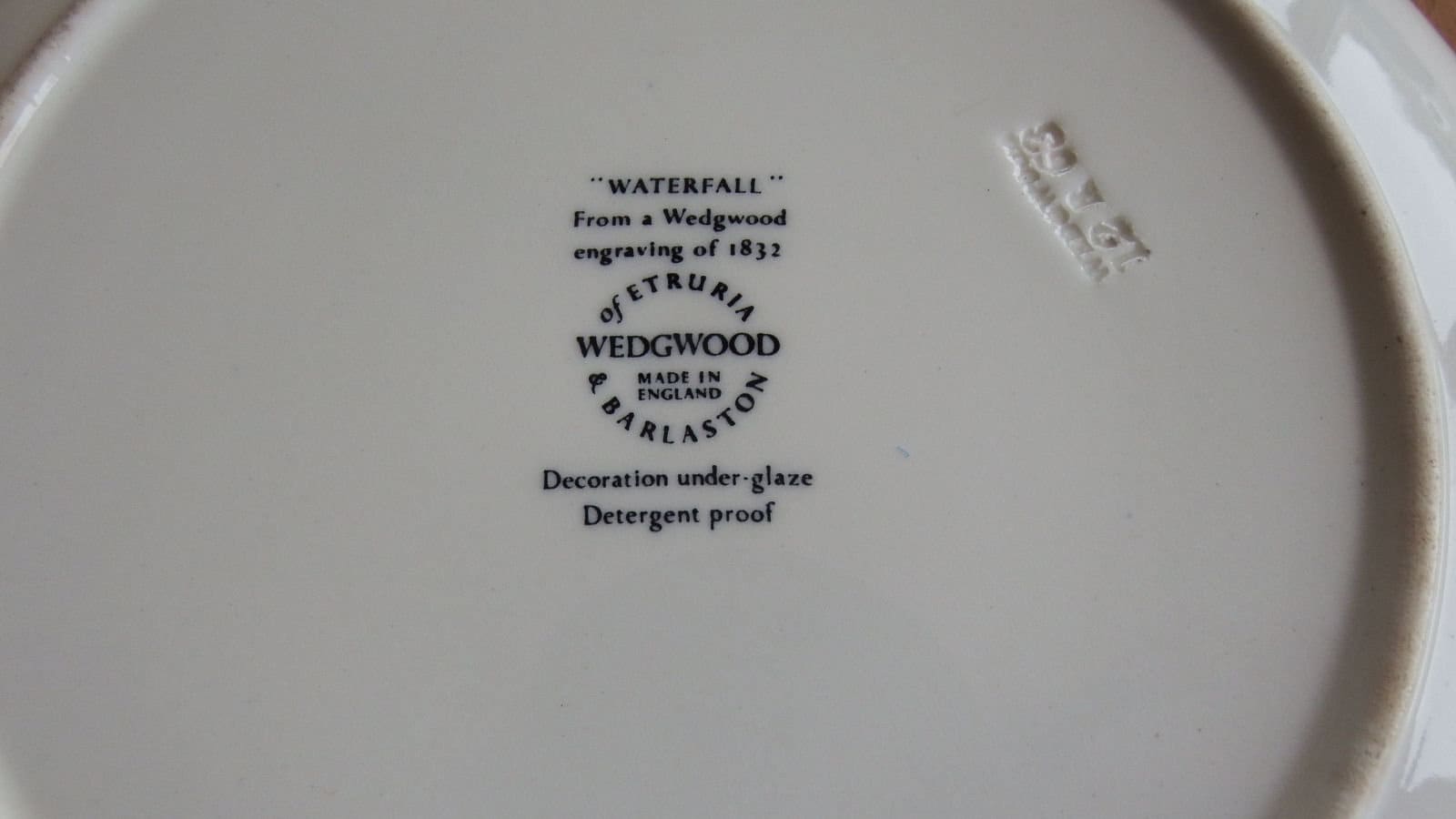 Wedgwood waterfall Soup Plate / Shallow Bowl 21.5 - Etsy